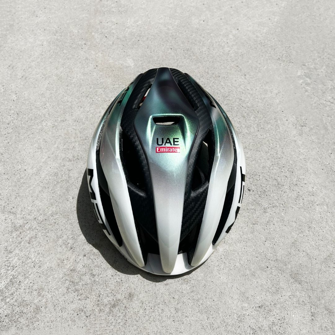 Team UAE Emirates 2024 x MET Trenta 3K Carbon Limited Edition helmet ...