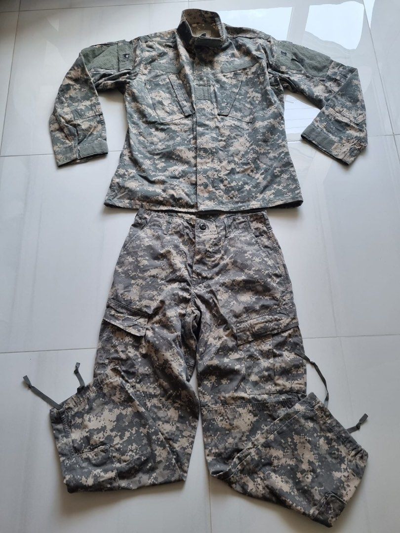 US Army Combat Uniform, Men's Fashion, Tops & Sets, Sets & Coordinates ...