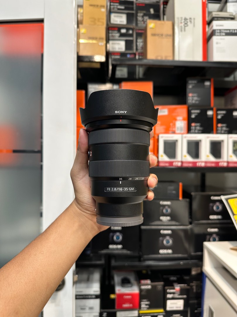 16-35mm f2.8 GMASTER SONY, Photography, Lens & Kits on Carousell