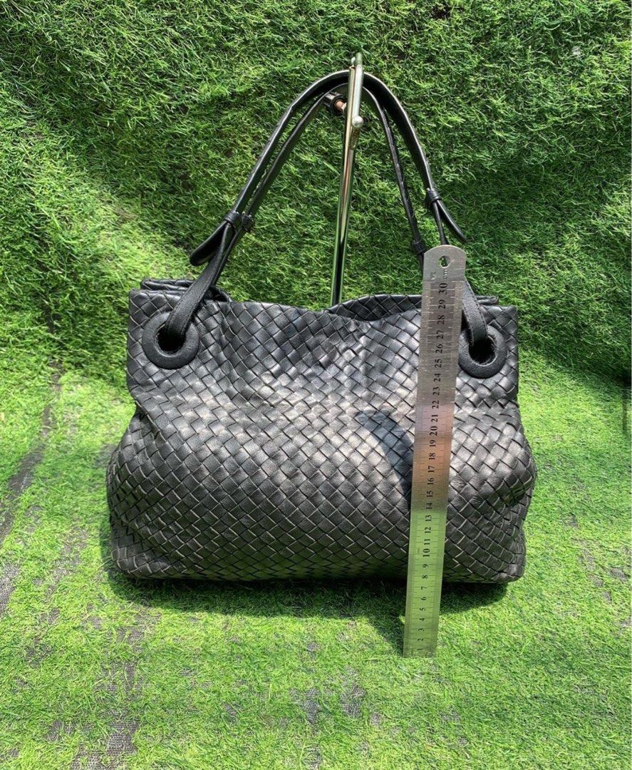 Ala Bottega Venetta, Fesyen Wanita, Tas & Dompet di Carousell