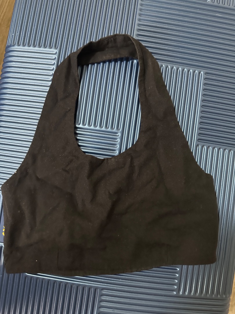 Araw Melfi Halter Top in Black, Women's Fashion, Tops, Sleeveless on ...