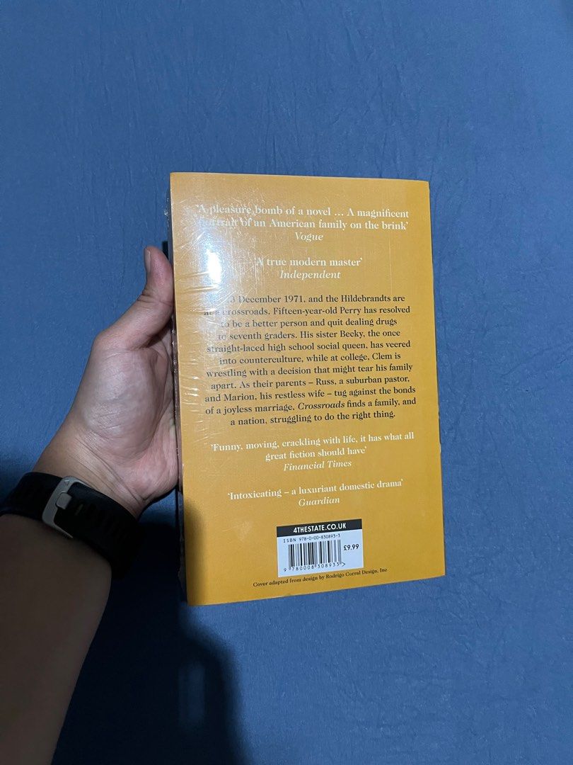 [BOOK] CROSSROADS - Jonathan Franzen, Buku & Alat Tulis, Buku di Carousell