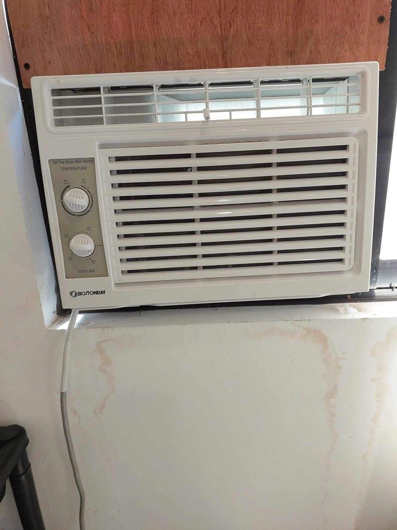 Boston Bay 0.5 Hp window type non inverter, TV & Home Appliances, Air ...