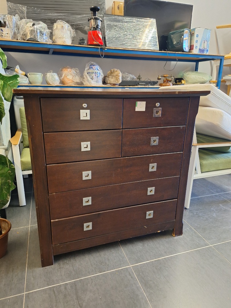 Brown Wooden 7-Drawer Chest of Drawers | Peti 7-Laci Kayu Coklat ...