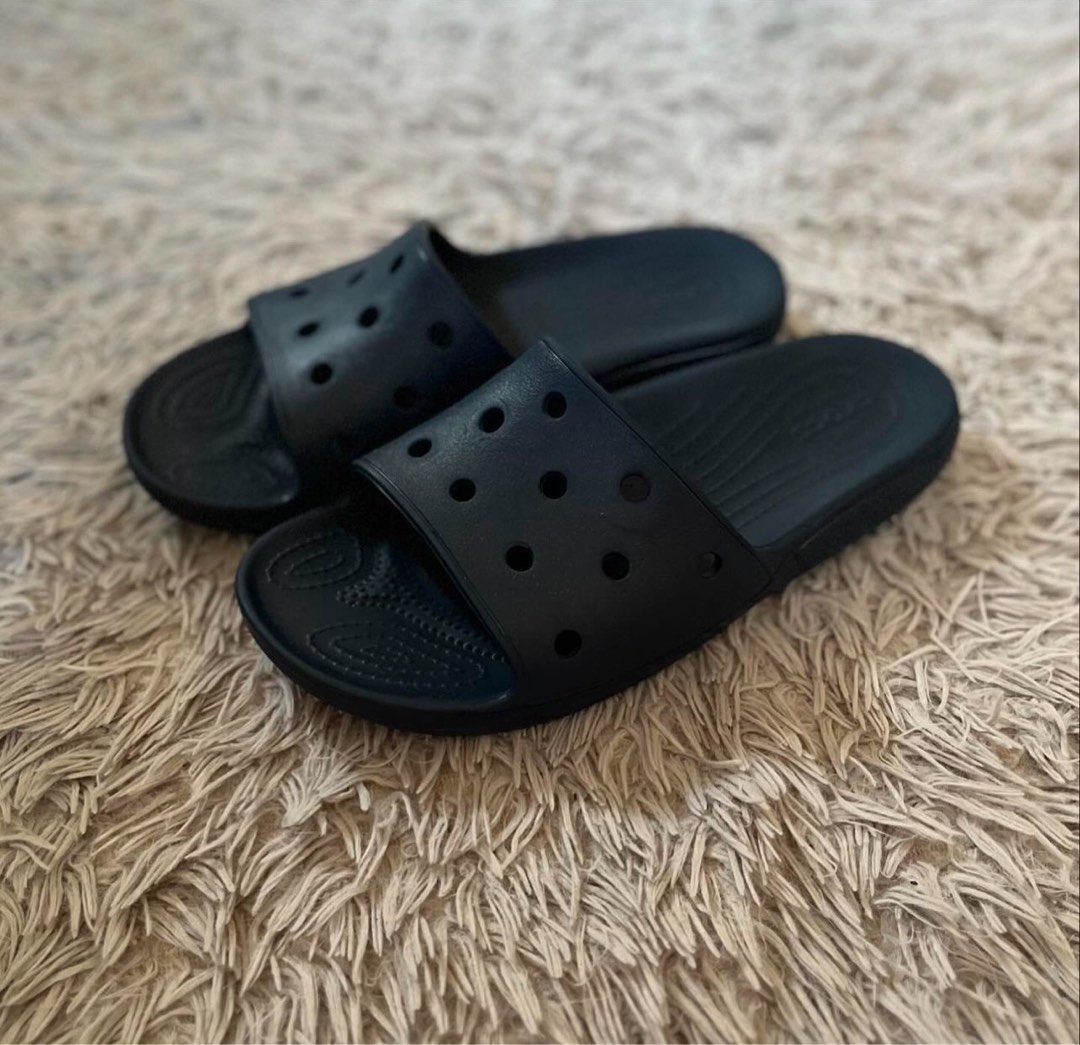 Crocs Classic Slides, Men's Fashion, Footwear, Slippers & Slides on Carousell