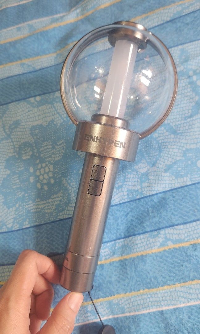 Enhypen Official Lightstick - Engene Bong, Hobbies & Toys, Memorabilia ...