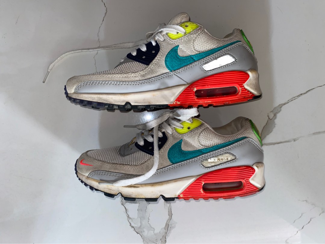 Nike air Max EU 38, Olah Raga, Baju Olahraga di Carousell