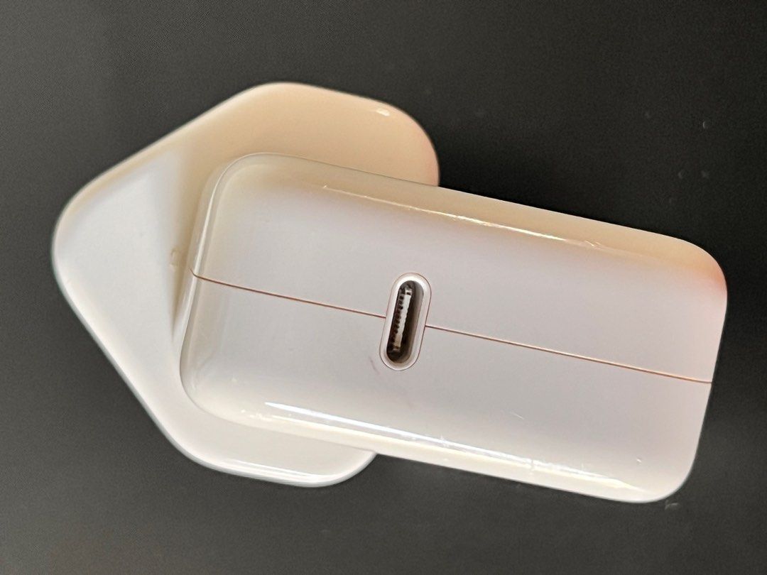 Original Apple 30W USB-C Power Adapter, Computers & Tech, Parts ...