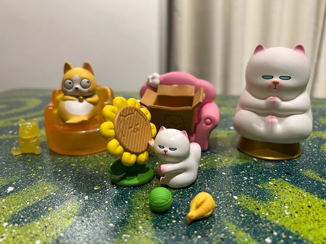 Pop Mart VIVI Cat Bundle + Freebie Pop Mart Cat, Hobbies & Toys, Toys ...
