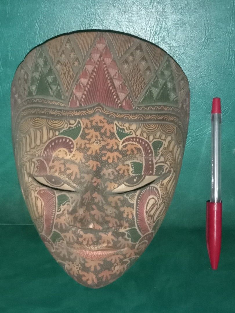 Topeng Kayu Etnik Batik, Perabotan Rumah di Carousell