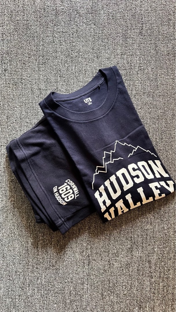 Uniqlo Campus One Set, Fesyen Pria, Pakaian , Atasan di Carousell