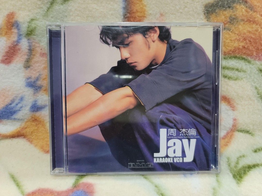 周杰倫vcd=周杰倫 JAY 首張同名專輯 KARAOKE VCD(2001年發行，首版), 書籍、休閒與玩具, 樂器、音樂相關, CD、DVD在旋轉拍賣