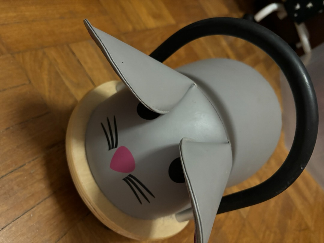 Ride-on Wheely Bug Mouse, Hobbies & Toys, Toys & Games on Carousell