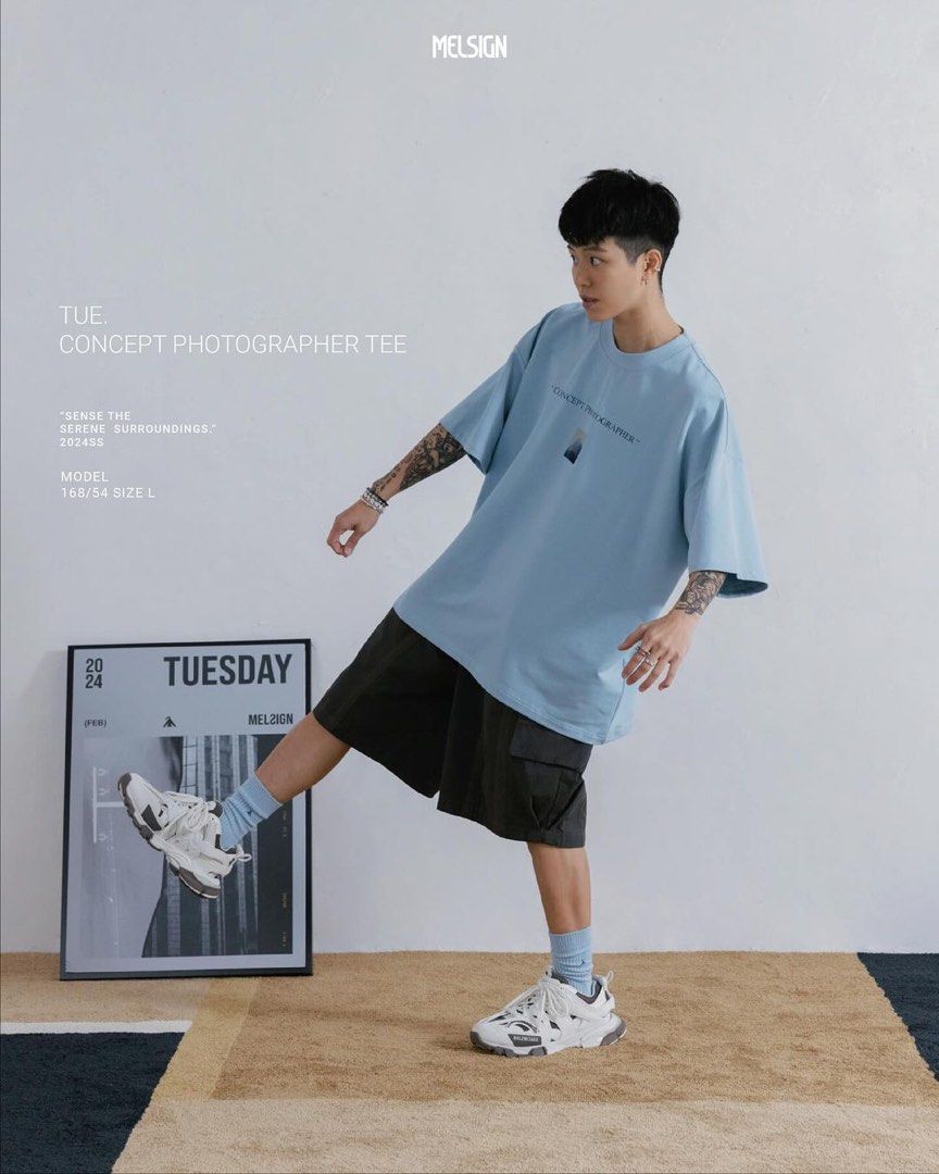 現貨 天空藍色 M、XL號 LOGO Tee 2024SS Infinite loop TEE 系列 第二彈!（第二天！空與海 ...