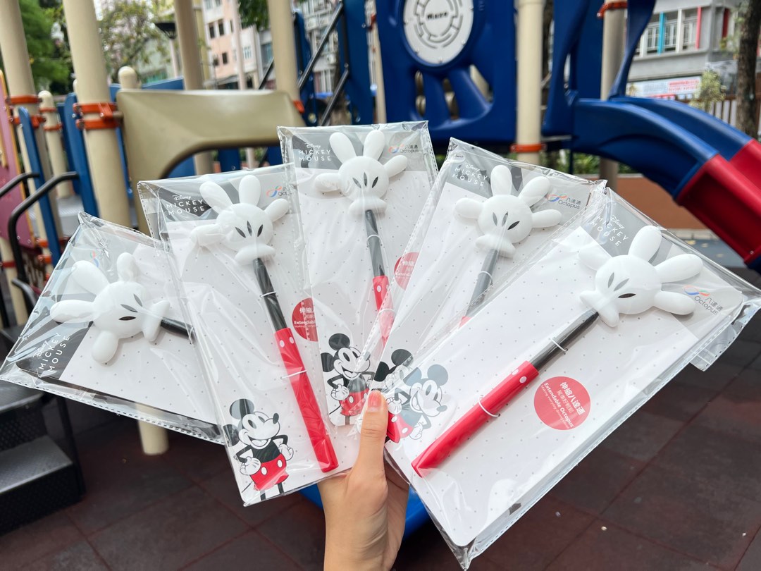 長期現貨 Disney Mickey Mouse Extendable Adult Octopus 迪士尼 米奇老鼠 手板 手掌 手仔 伸縮 ...