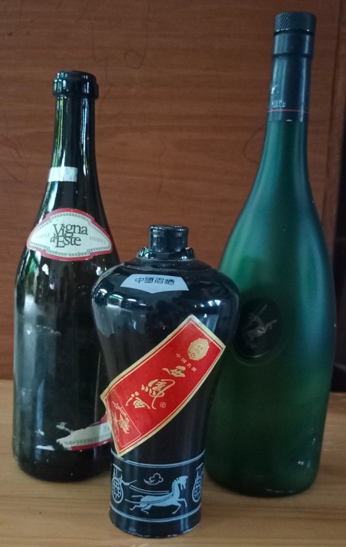 Aneka botol bekas minuman, Serba Serbi, Others di Carousell