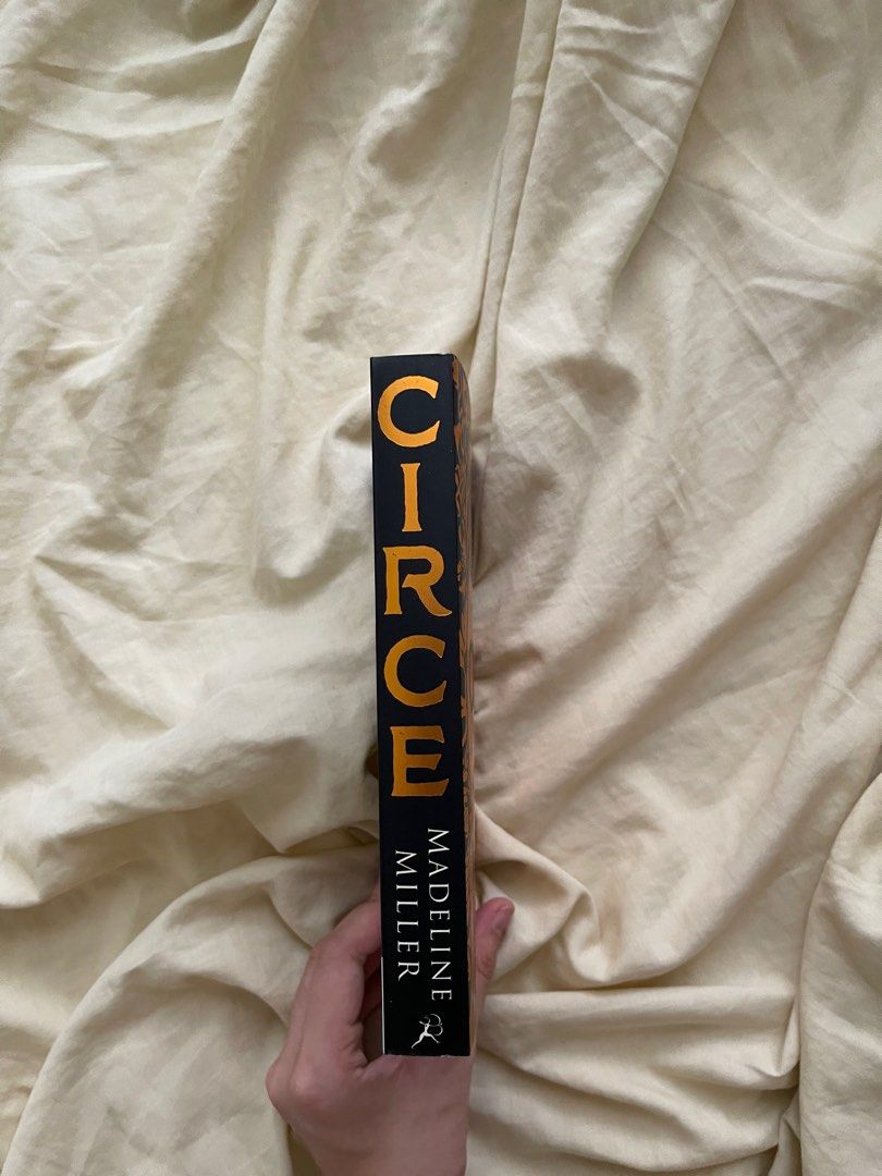 circe by madeline miller, Hobbies & Toys, Books & Magazines, Fiction ...