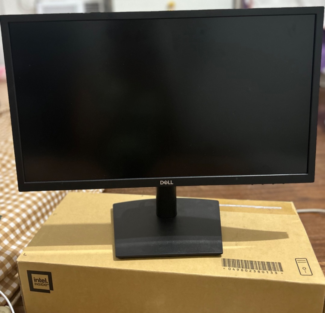 Dell E2222H 22" monitor, Computers & Tech, Desktops on Carousell