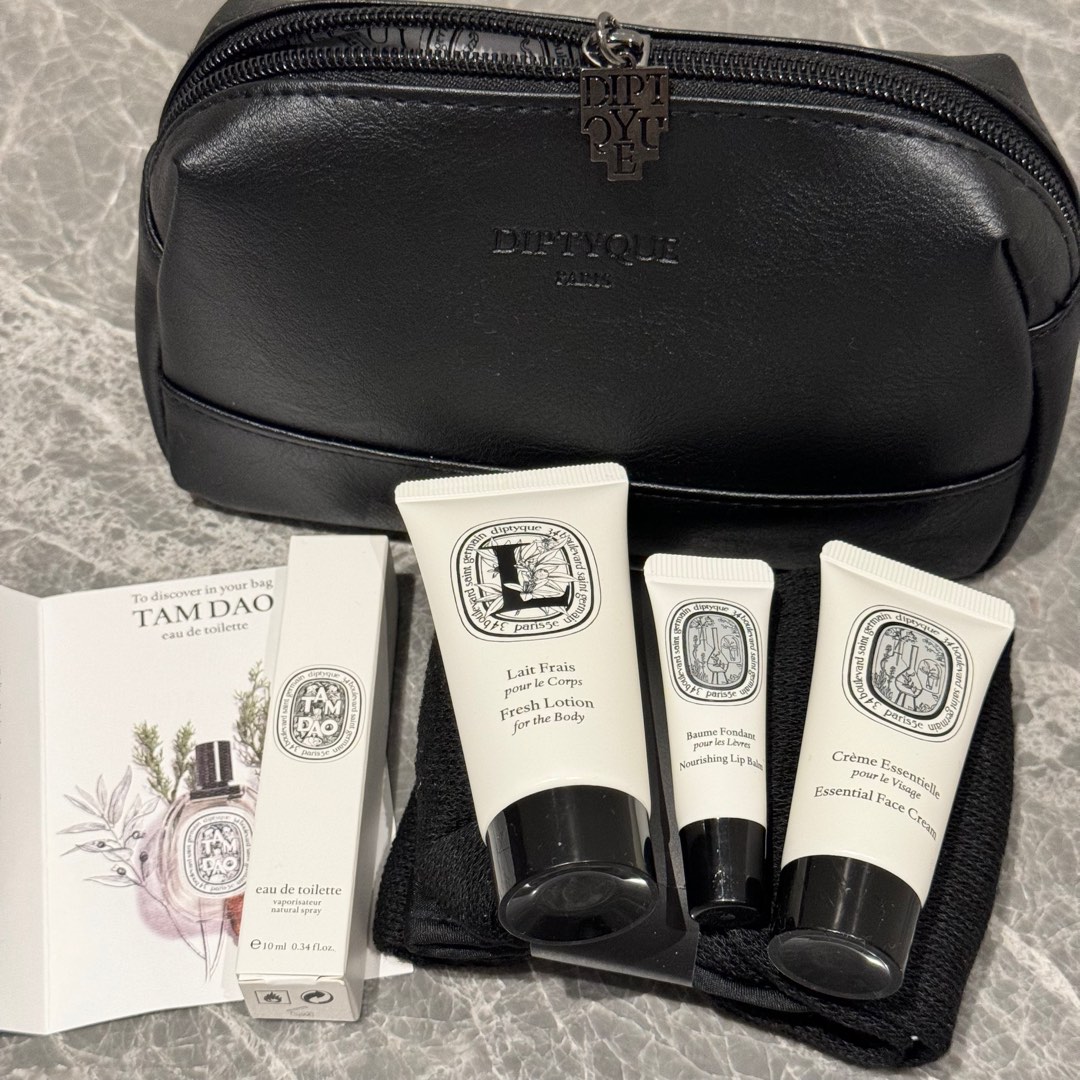 Diptyque Tam Dao Travel Set Amenity Kit Qatar Airways Business Class ...