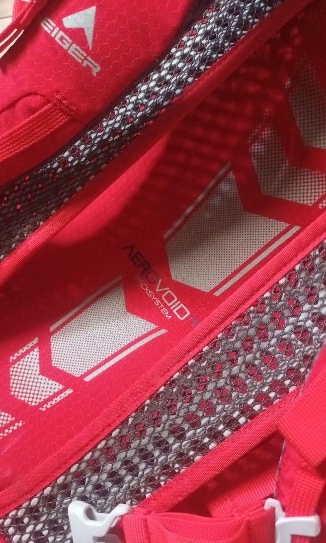 EIGER Carrier PATH 35+5 L Aerovoid Setara 45L Merah, Fesyen Pria, Tas ...