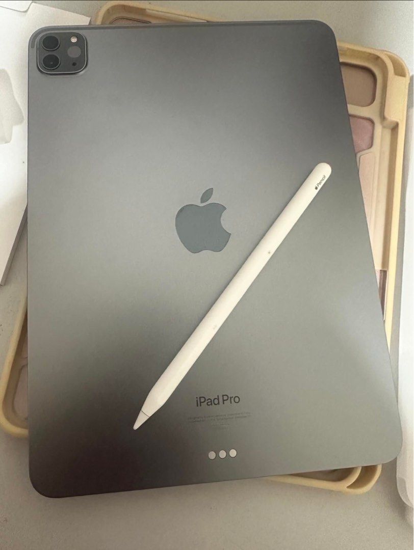 iPad Pro 11-inch (4th Generation) Wi-Fi 256GB, Telepon Seluler & Tablet ...