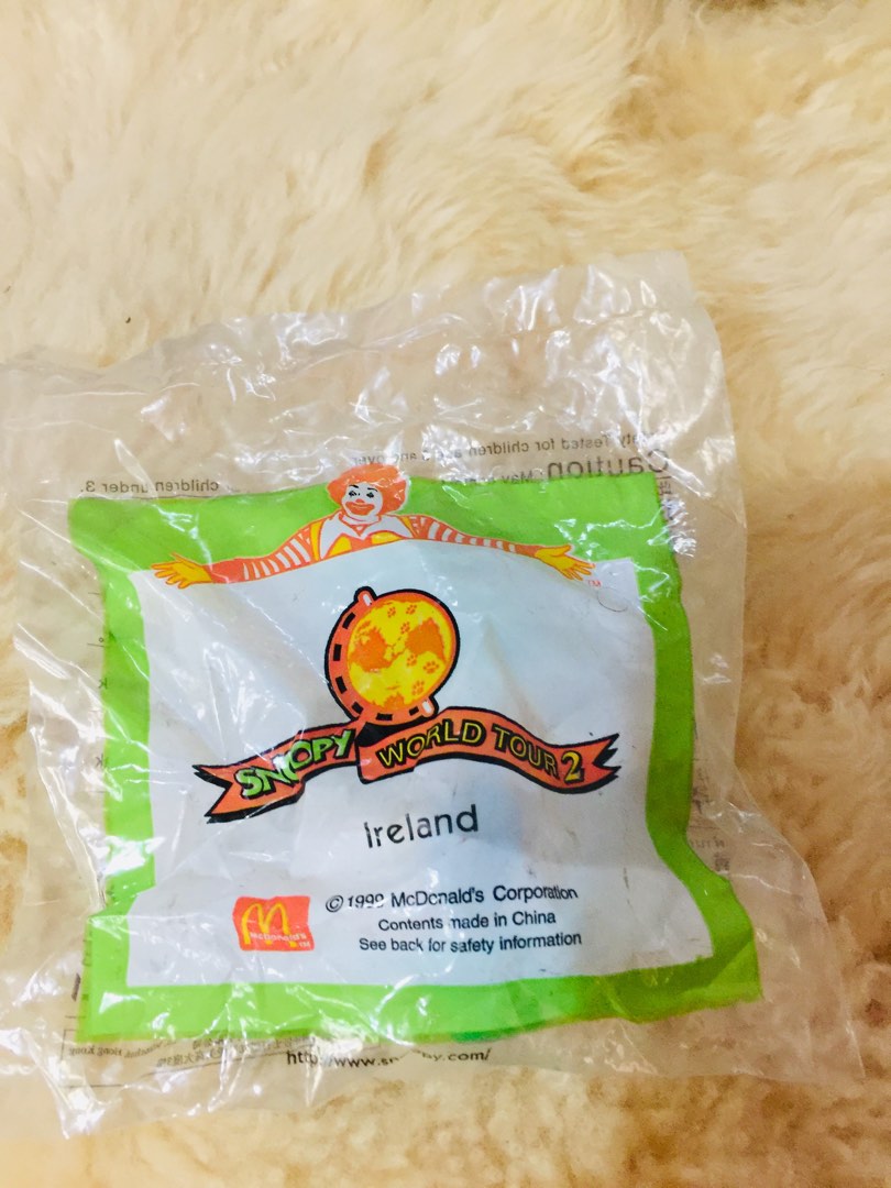 MCDO Snoopy World Tour 2 Ireland, Hobbies & Toys, Memorabilia ...