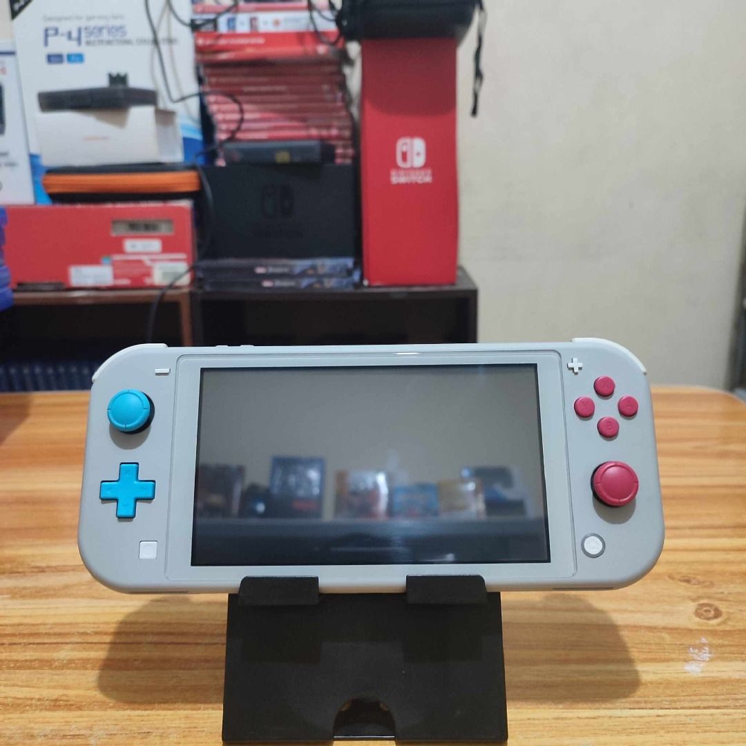 Nintendo Switch Lite Limited Edition Zacian & Zamazenta, Video Gaming ...