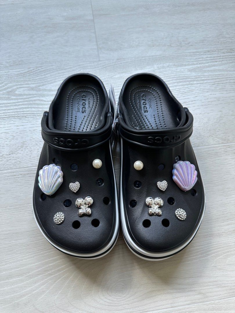 Sea Shell Jibbitz (2), Women's Fashion, Footwear, Shoe inserts on Carousell