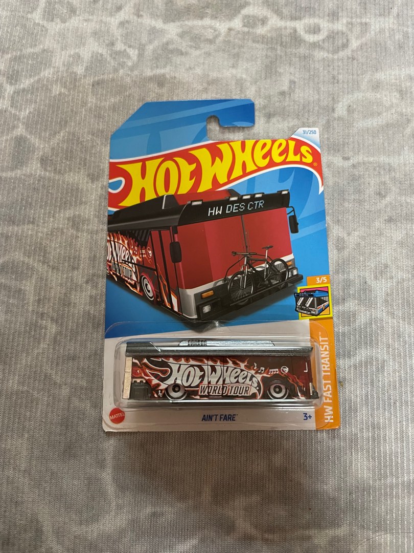 World Tour Bus Hotwheels, Hobbies & Toys, Toys & Games on Carousell