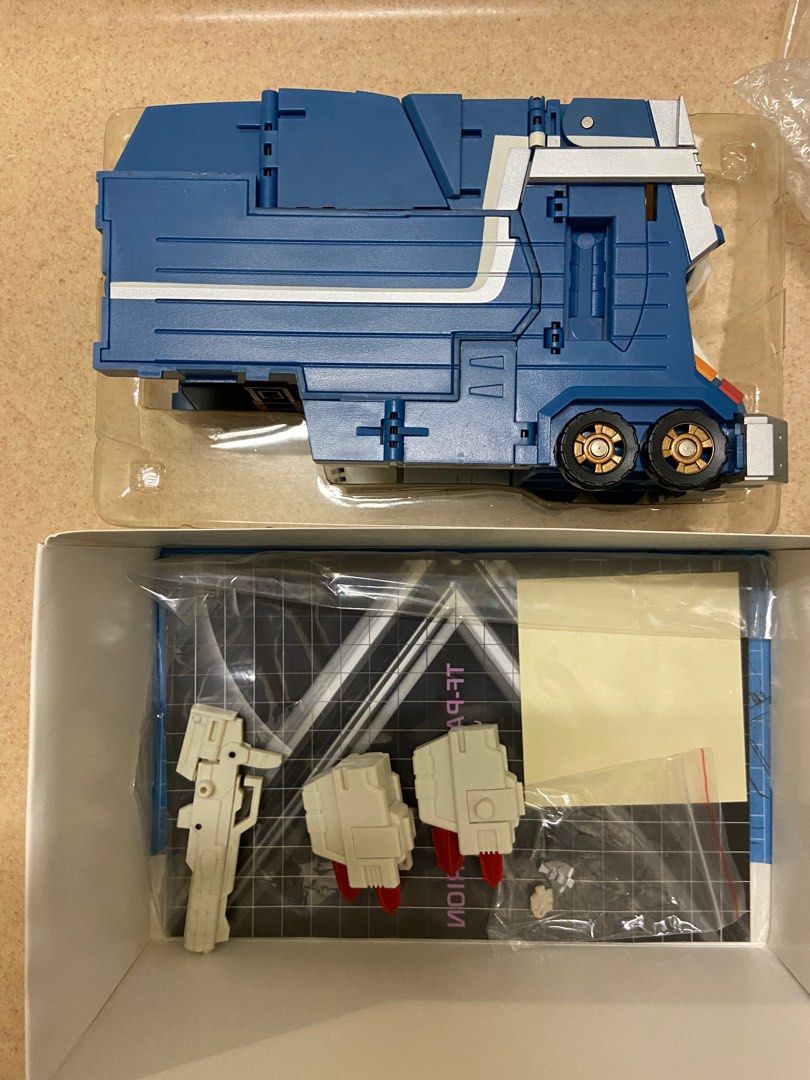 三廠 Fansproject City Commander 馬格斯 ultra Magnus 馬甲 classic TFX-01 ...