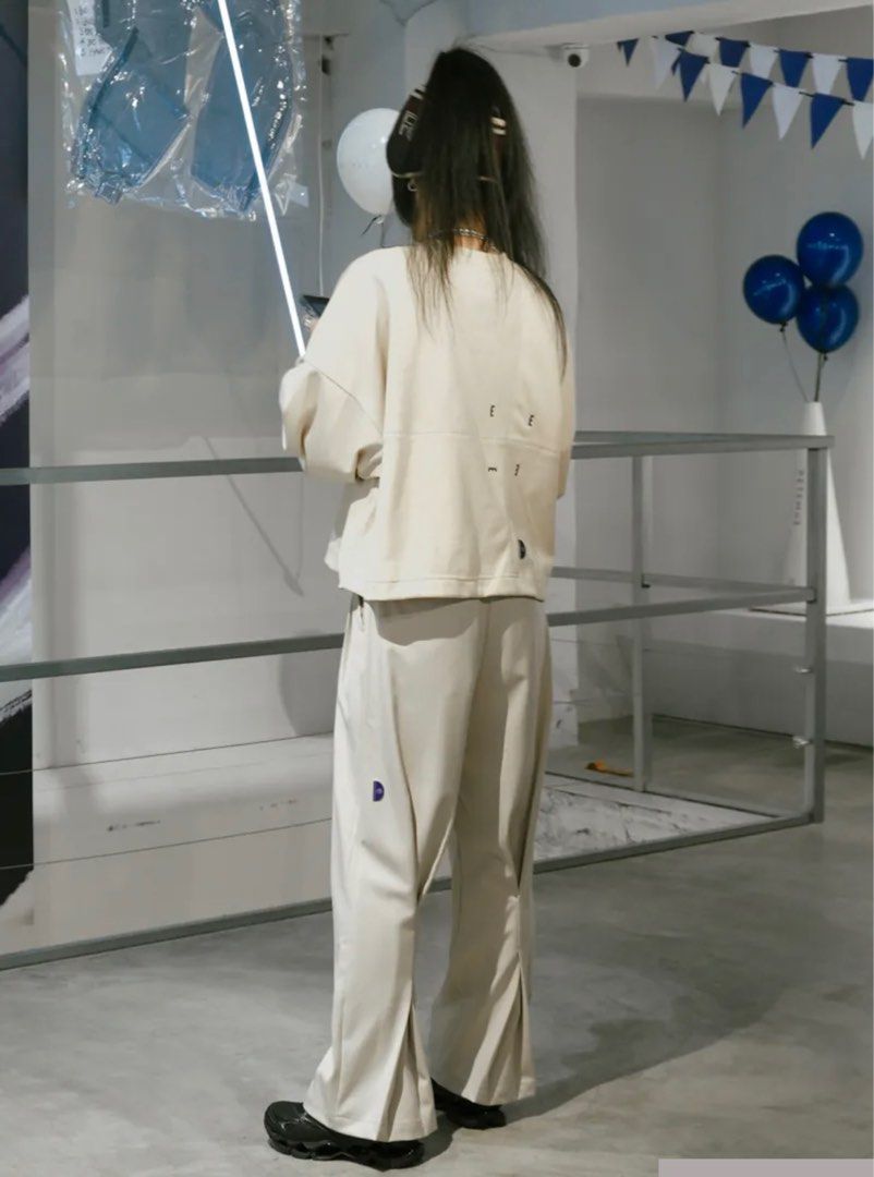 現貨 Retem03 pop up 快閃店 Stapler Cocoon Trousers | Oat魏如昀, 她的時尚, 褲＆裙, 其他下身 ...