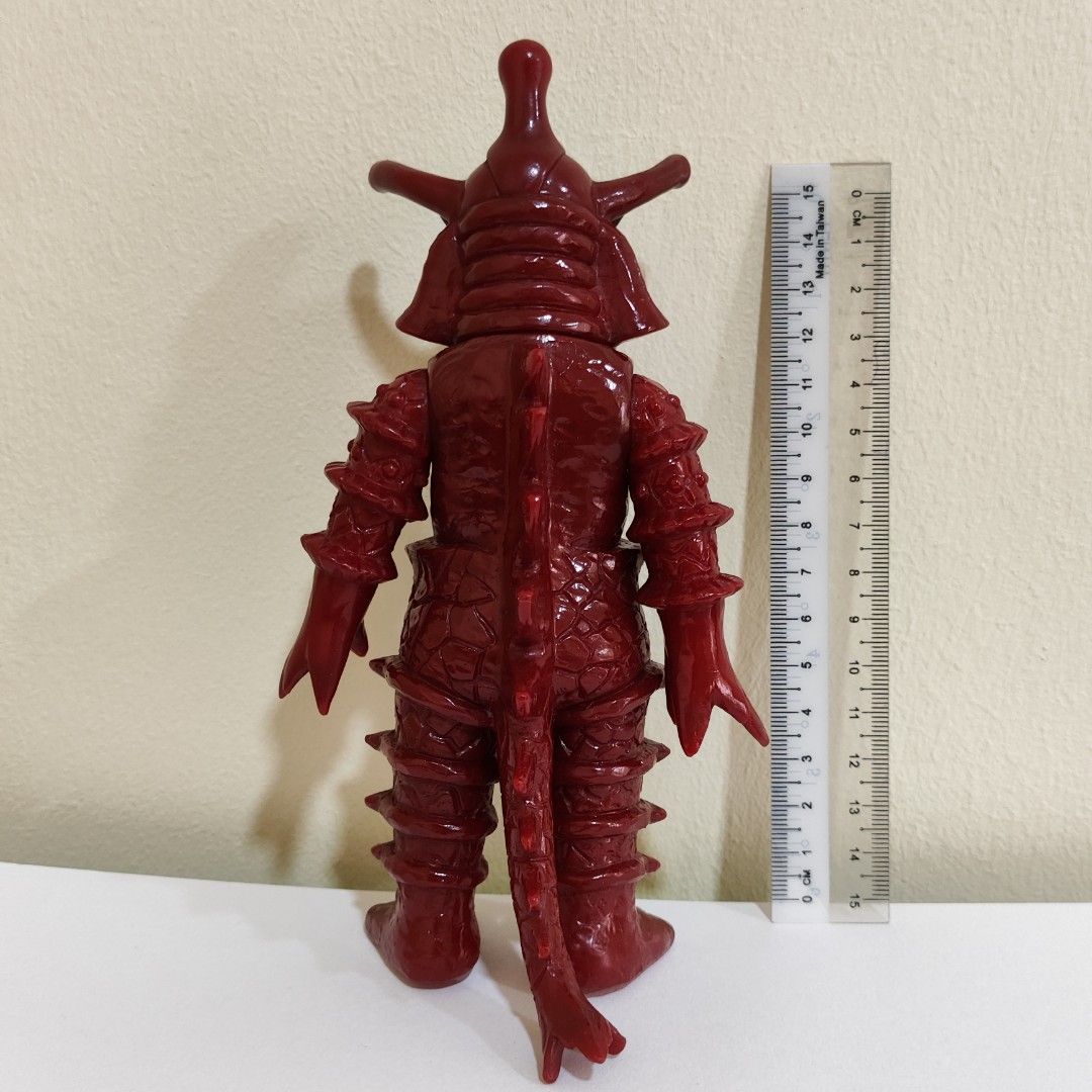 Alien Hipporito Ultraman Kaiju 1984, Hobbies & Toys, Toys & Games on ...