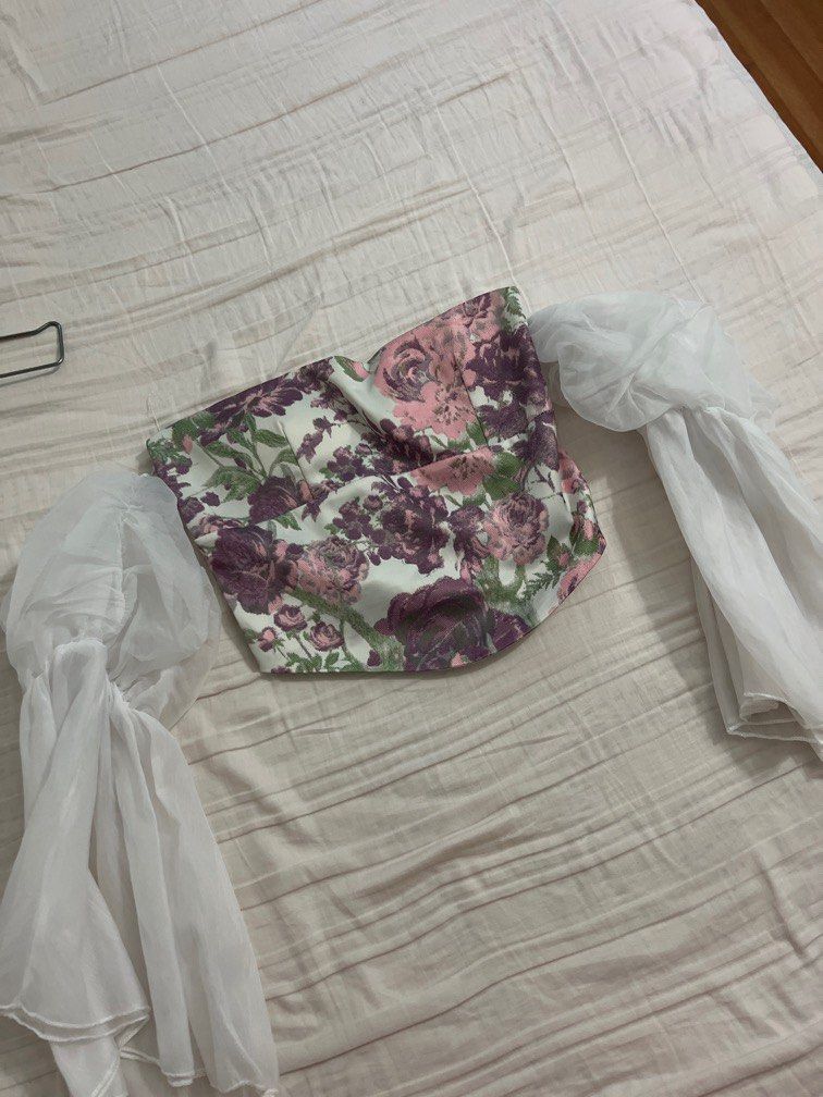 Floral tube puffy top, Women's Fashion, Tops, Other Tops on Carousell