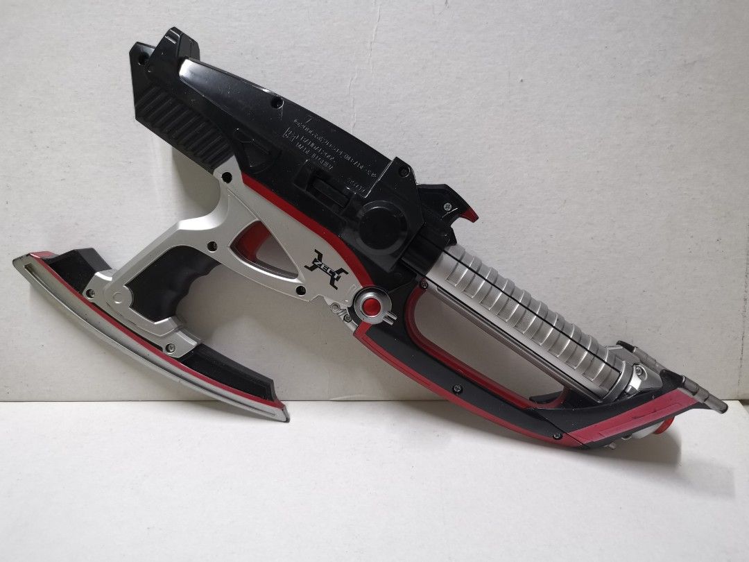Kamen Rider Kabuto - DX Kunai Gun, Hobbies & Toys, Toys & Games on ...