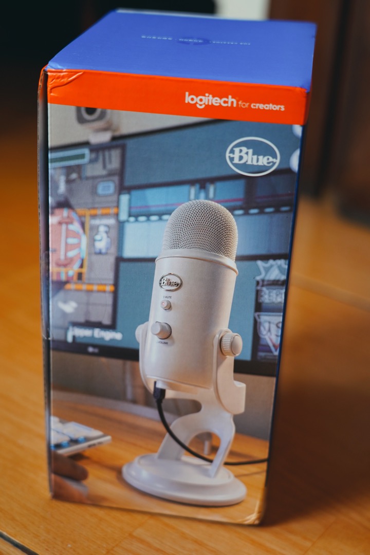 Logitech for Creators Blue Yeti USB Microphone Whiteout Edition ...