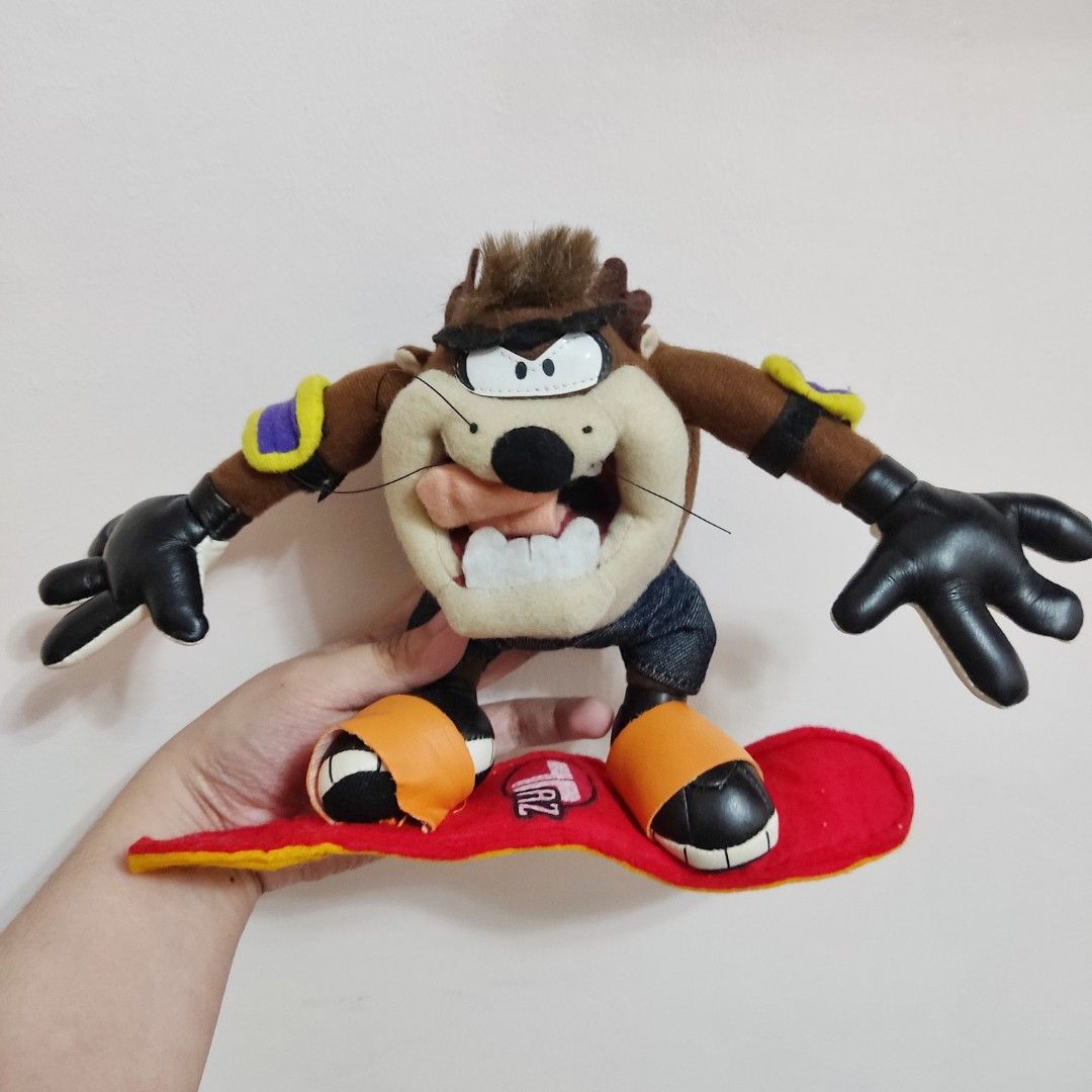 Looney Tunes Taz Tazmanian Devil Skateboard Stuffed Plush Toy, Hobbies ...