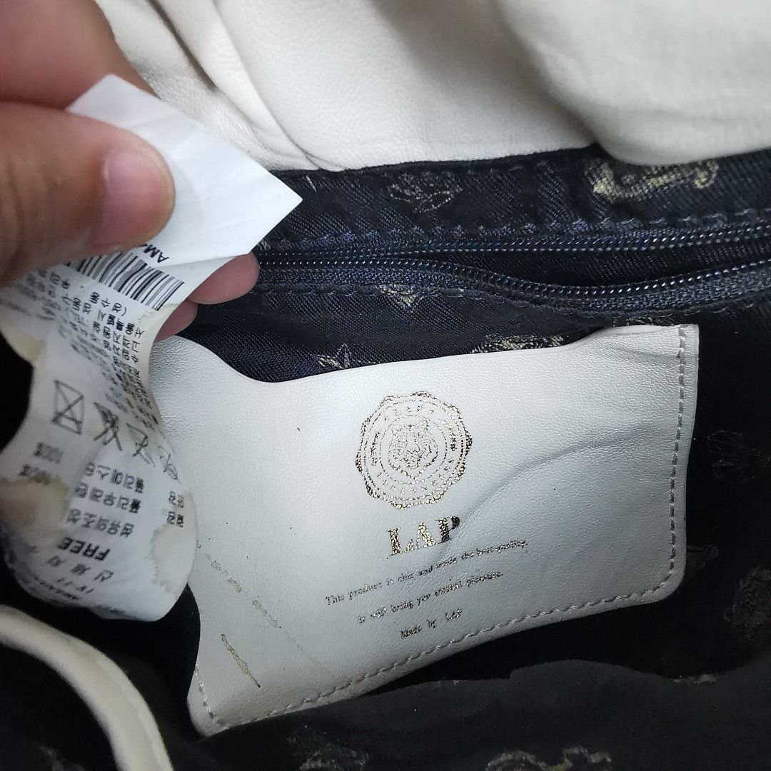 Los Angeles Project LAP Sling Bag, Women's Fashion, Bags & Wallets ...