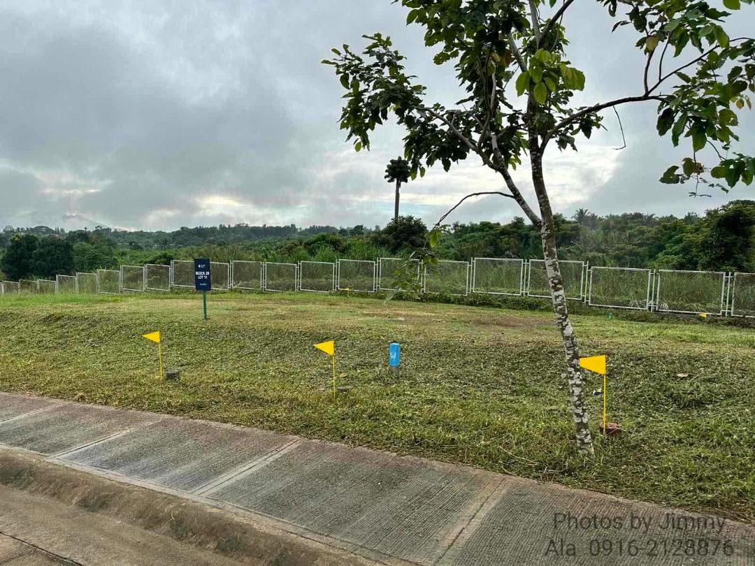 Lot For Sale in Silang Cavite at Hillside Ridge Near Ayala Malls ...