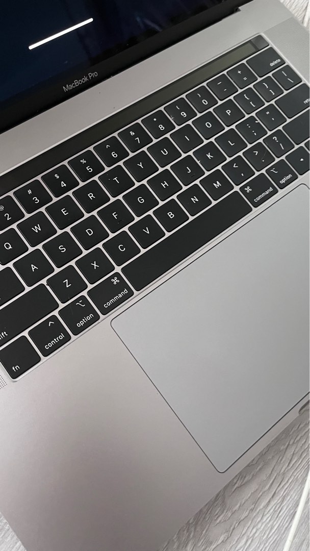 MacBook Pro 2019 Intel 15吋 512GB 16GB ram, 電腦＆科技, 手提電腦 - Carousell