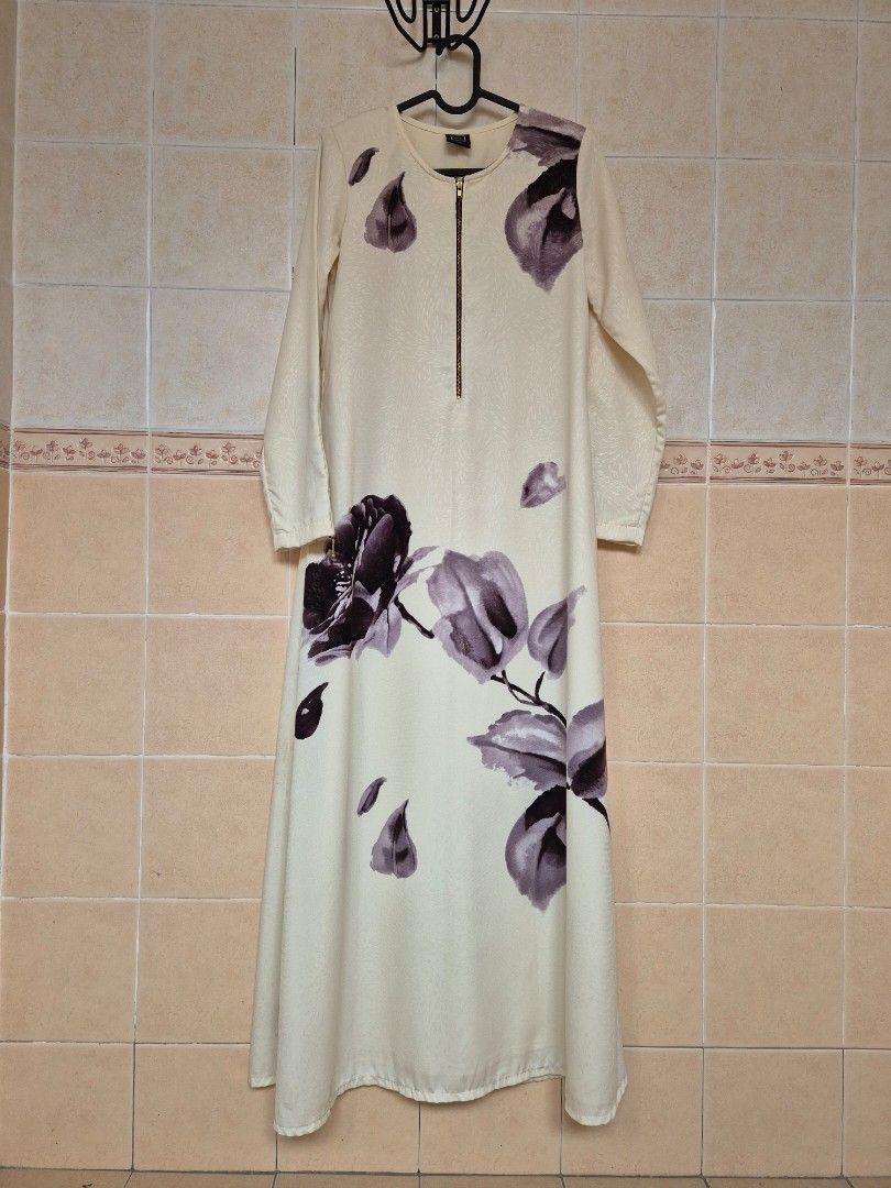 MCC cream dress full lining, Women's Fashion, Muslimah Fashion, Dresses ...