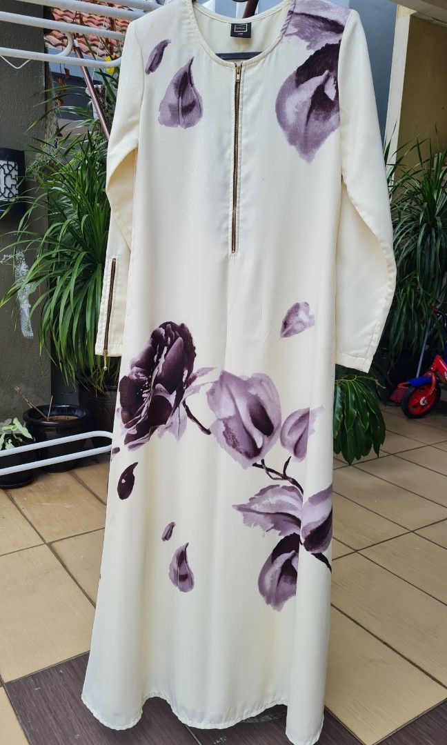 MCC cream dress full lining, Women's Fashion, Muslimah Fashion, Dresses ...