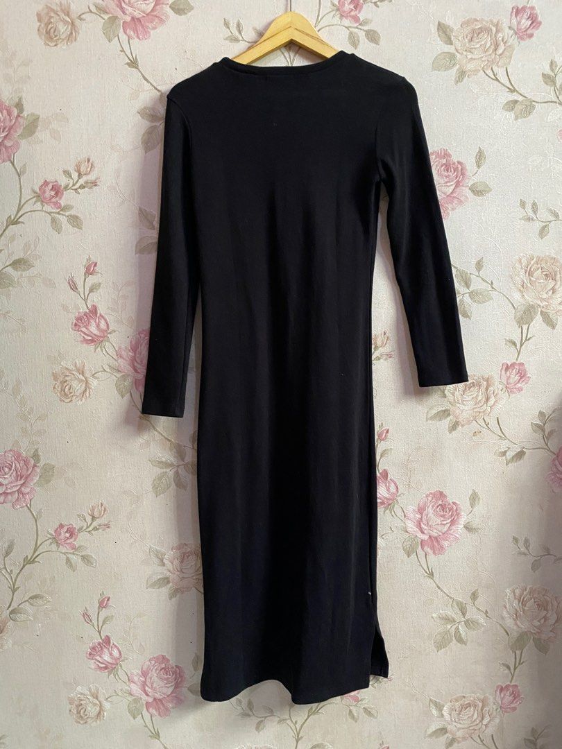 Midi Dress Pressbody Hitam, Fesyen Wanita, Pakaian Wanita, Gaun & Rok ...