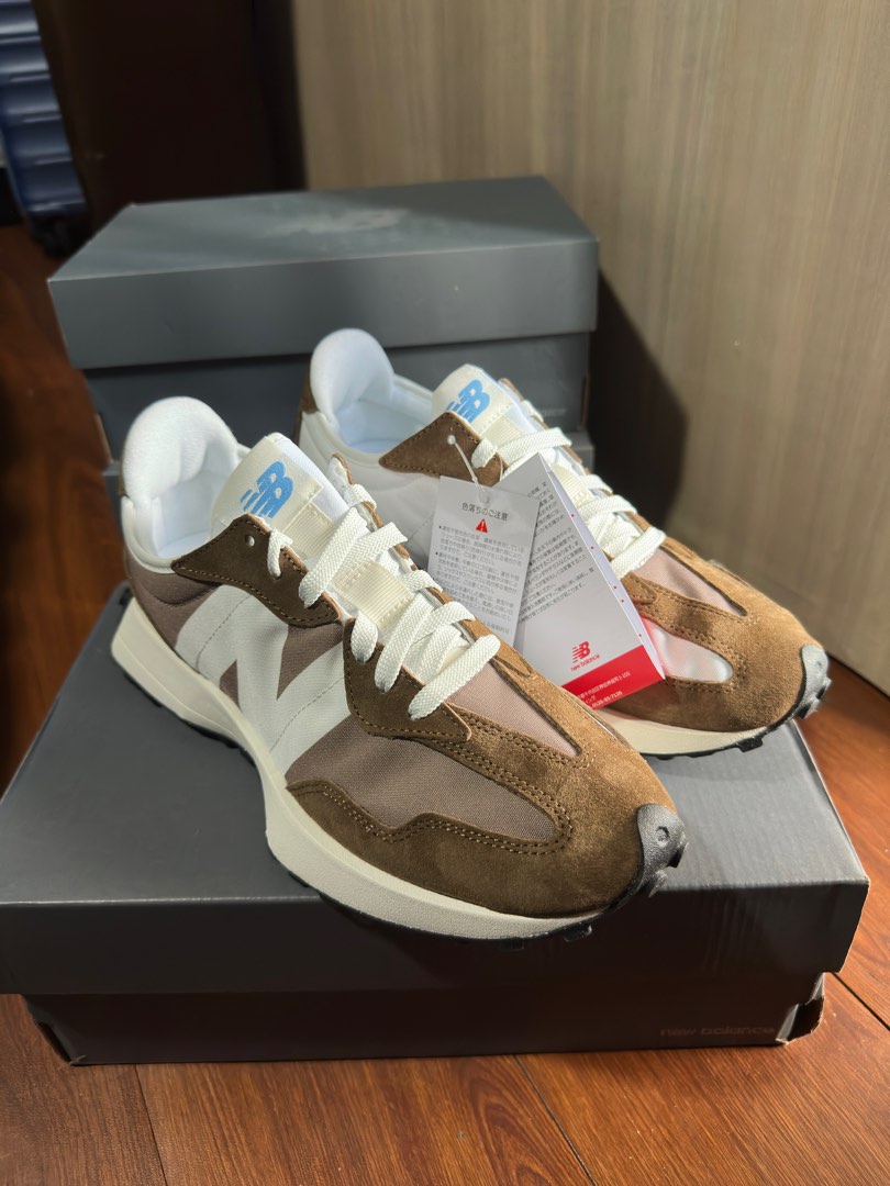NEW BALANCE 327, Men's Fashion, Footwear, Sneakers on Carousell
