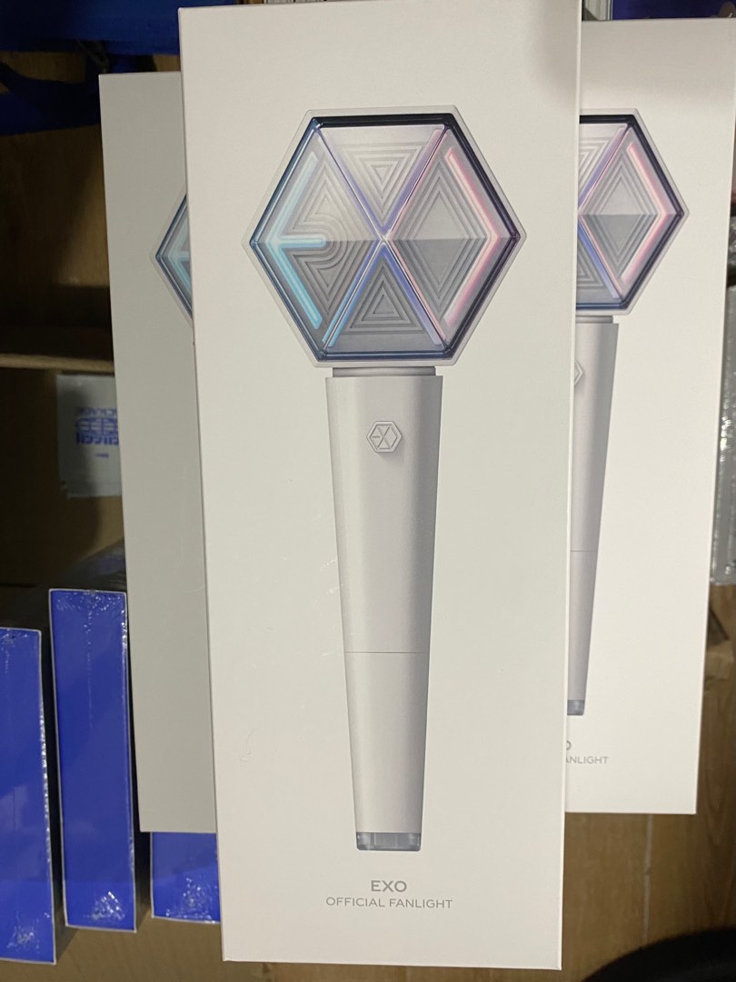 [ONHAND SEALED] EXO LIGHTSTICK VERSION 3, Hobbies & Toys, Memorabilia ...