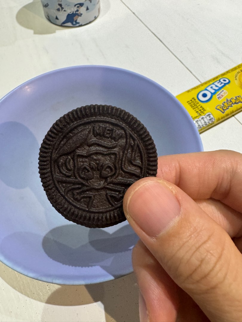 Oreo Mew, Hobbies & Toys, Memorabilia & Collectibles, Stamps & Prints ...