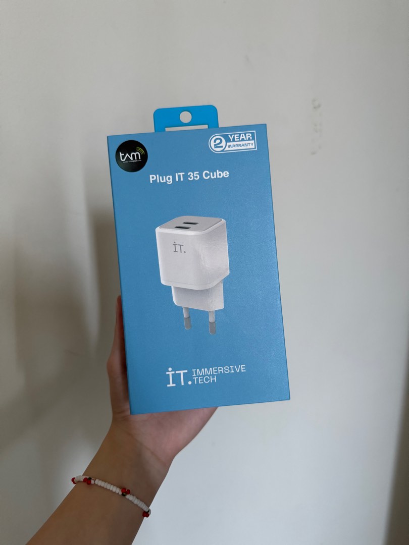 Plug IT 35 Cube, Elektronik, Lainnya di Carousell