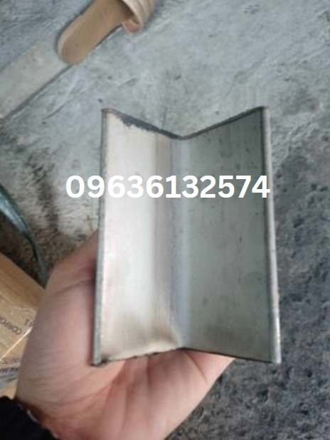 STAINLESS ANGLE BAR, Commercial & Industrial, Construction Tools ...