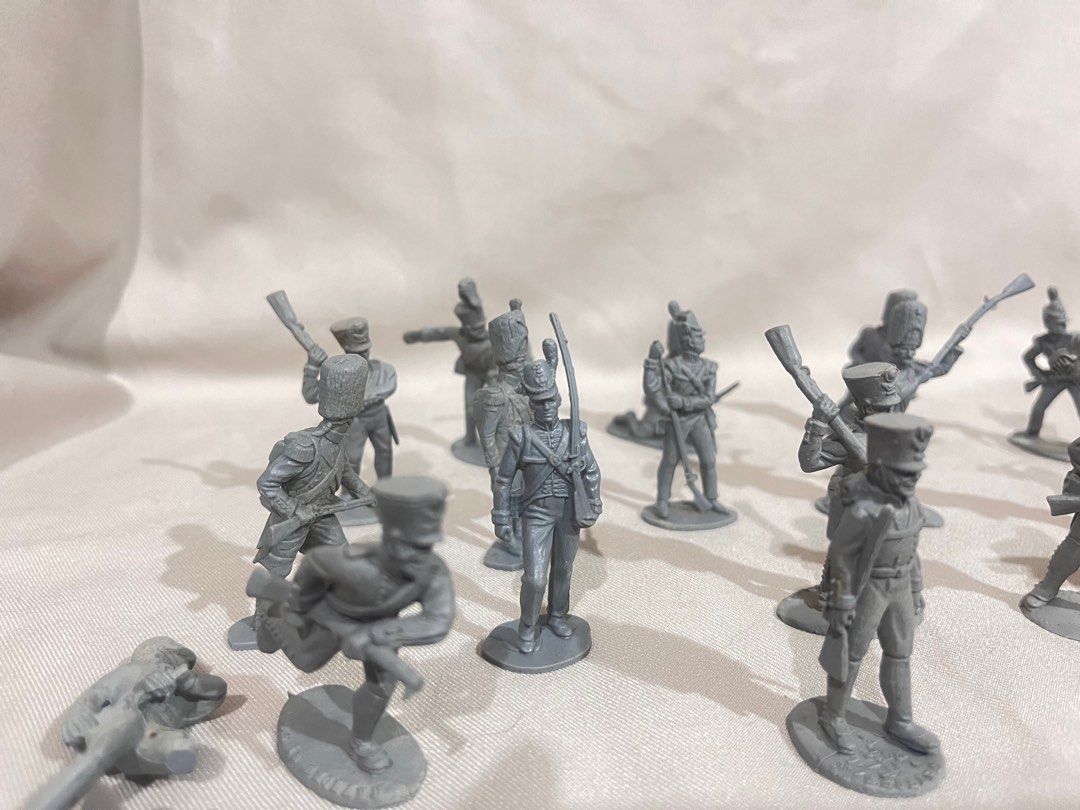 13 Airfix original 1970 1/32nd 1815 Waterloo British Regulars Toy ...