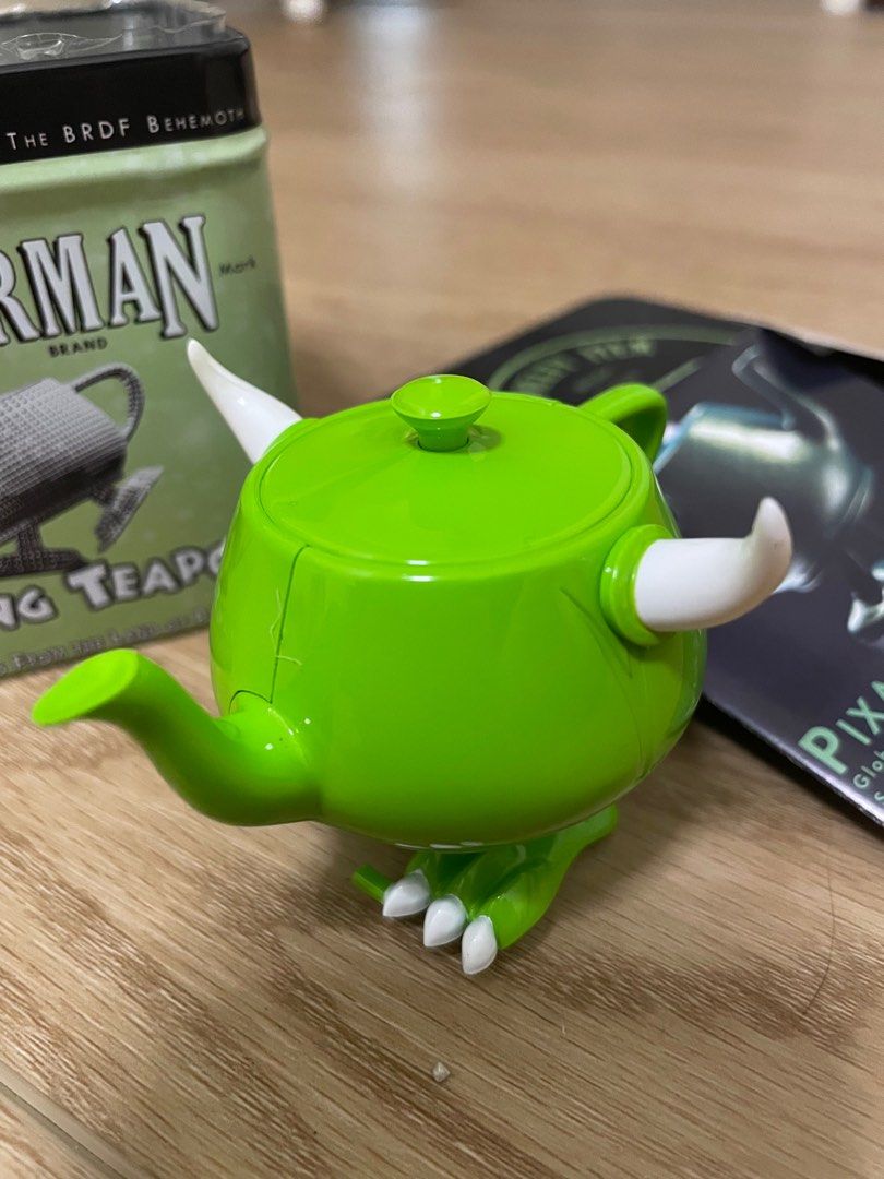 皮克斯限量茶壺公仔Pixar Renderman Walking Teapot , 書籍、休閒與玩具, 玩具、公仔、桌遊在旋轉拍賣