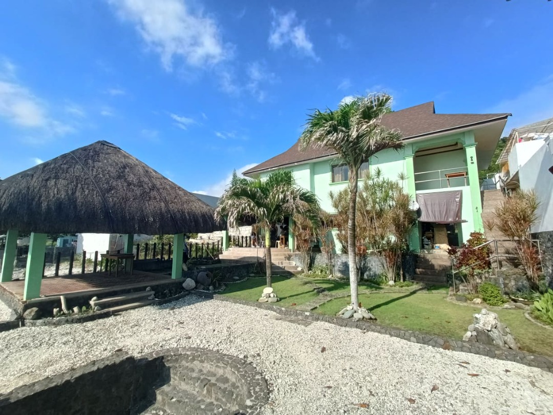 ANILAO PRIVATE RESORT FACING SOMBRERO ISLAND FOR SALE!!! 46M, Property ...